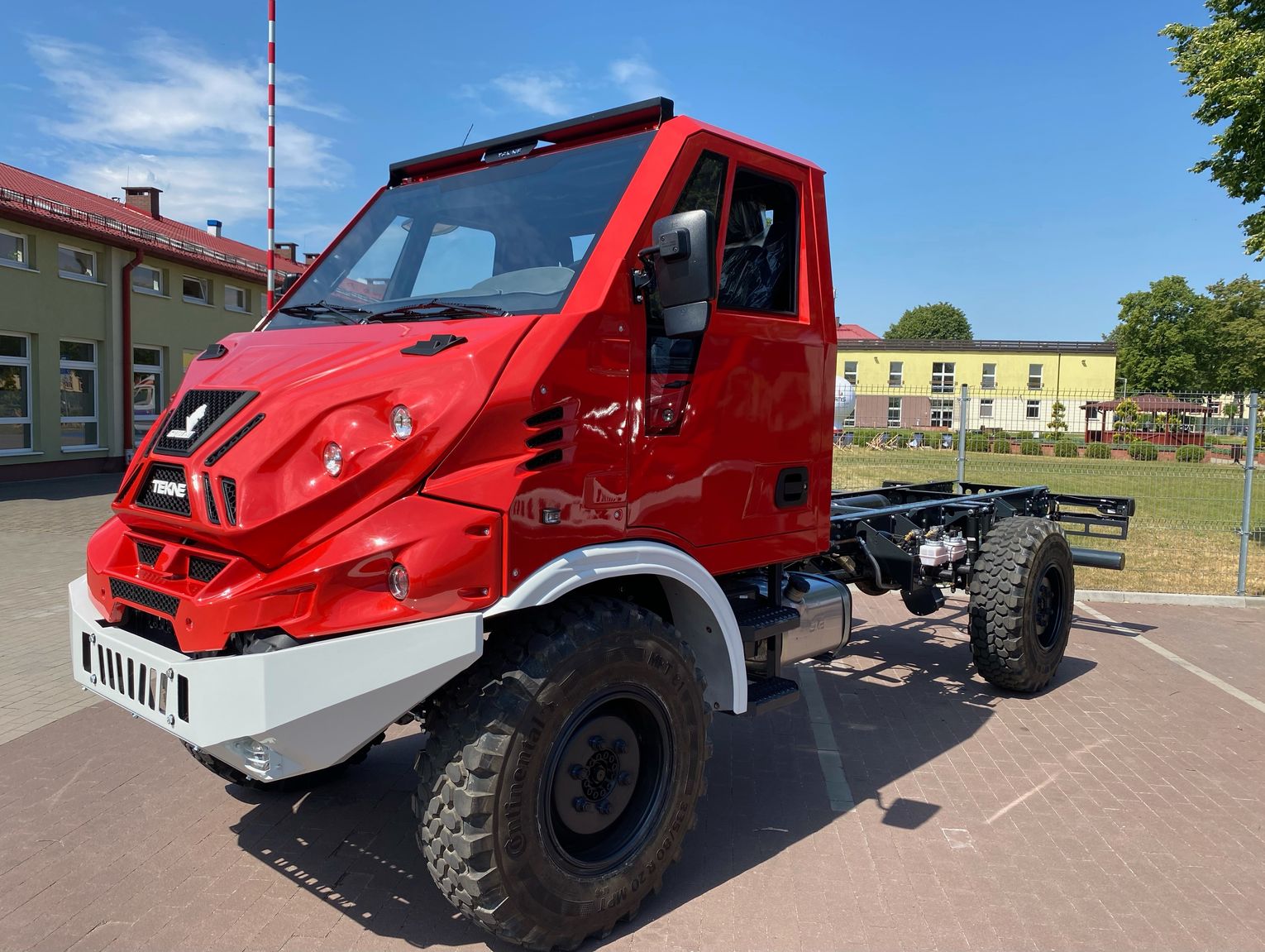 W Pile rusza produkcja podwozi samochodów specjalnych GRALION